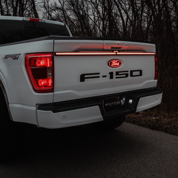 Putco Excalibur LED Tailgate Light Bar - Programmable
